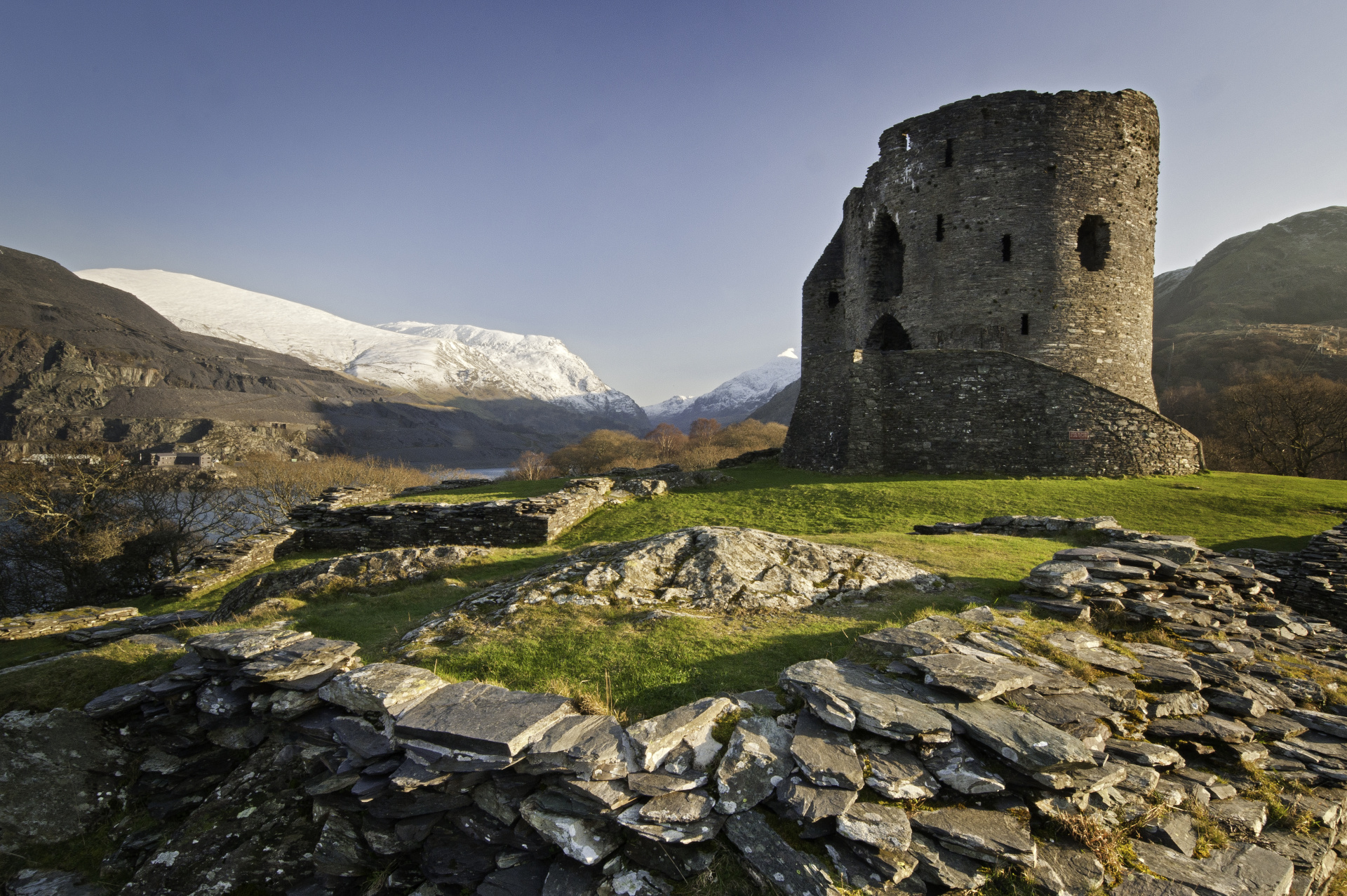 Cestyll y Tywysogion a'r Arglwyddi | Cadw